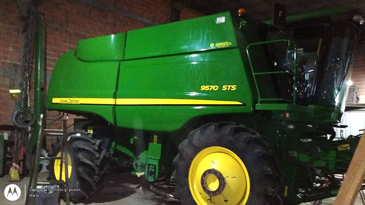 John Deere 9570 STS - Año: 2013 - u$s 290.000 - Agroads