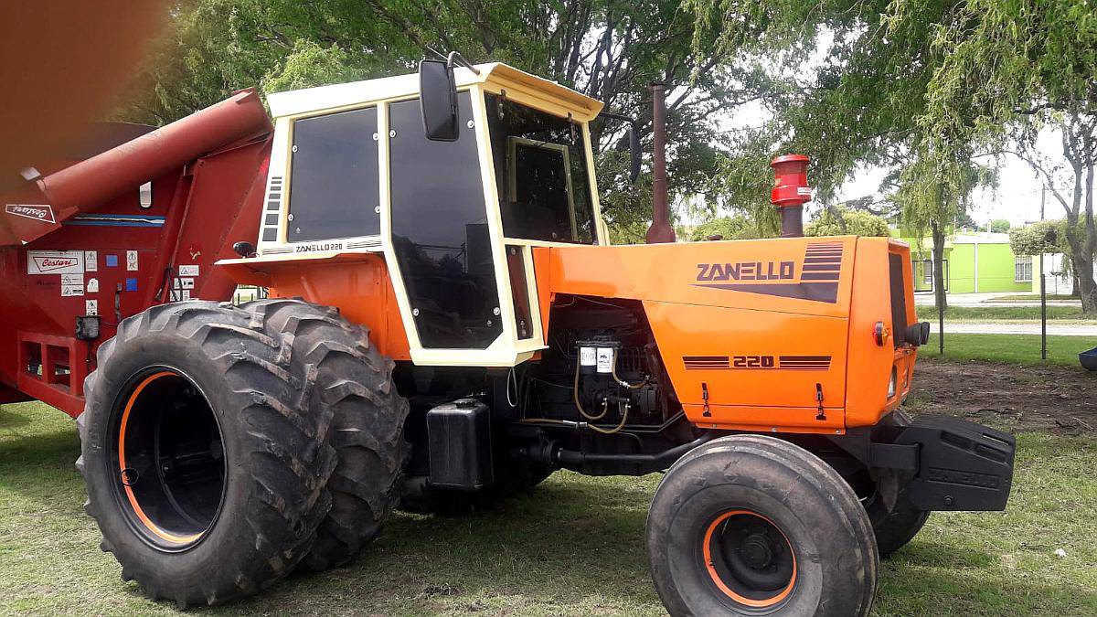 Tractor Zanello 220 año 1996, Duales 18.4.34 con 120hp - Agroads