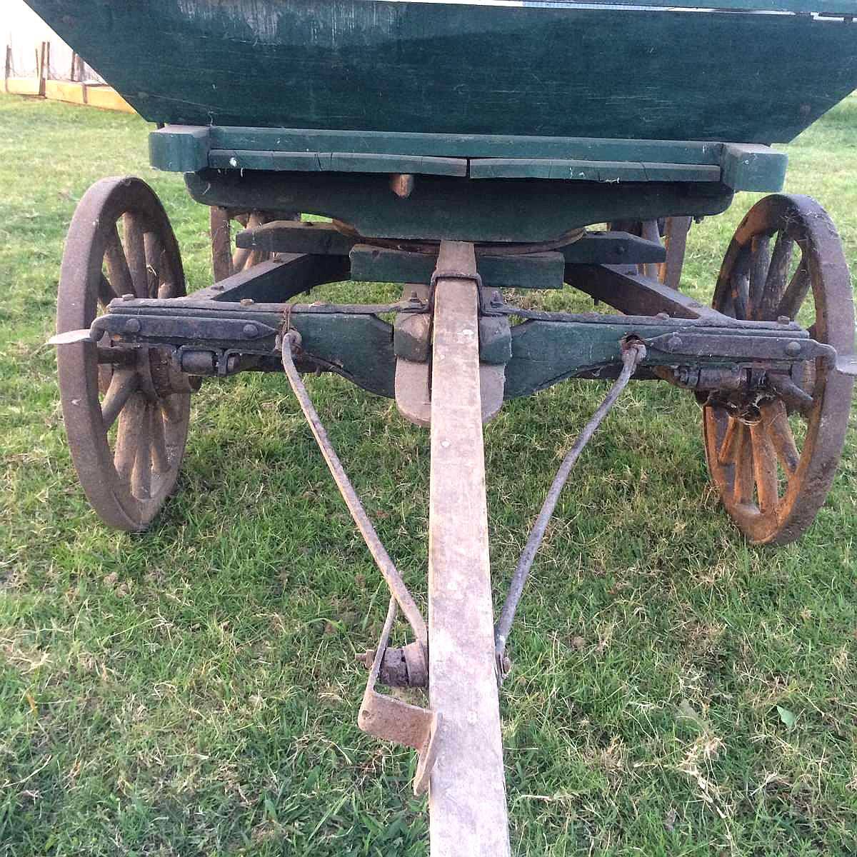 Carro Chata Ruso Volga - $ 60.000 - Agroads (cod: 316418)