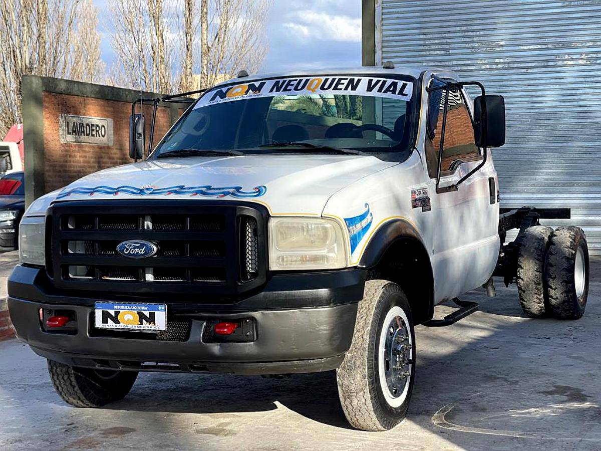 Ford 4000 Usado año 2010 Chasis Mediano - Año: 2010 - Agroads