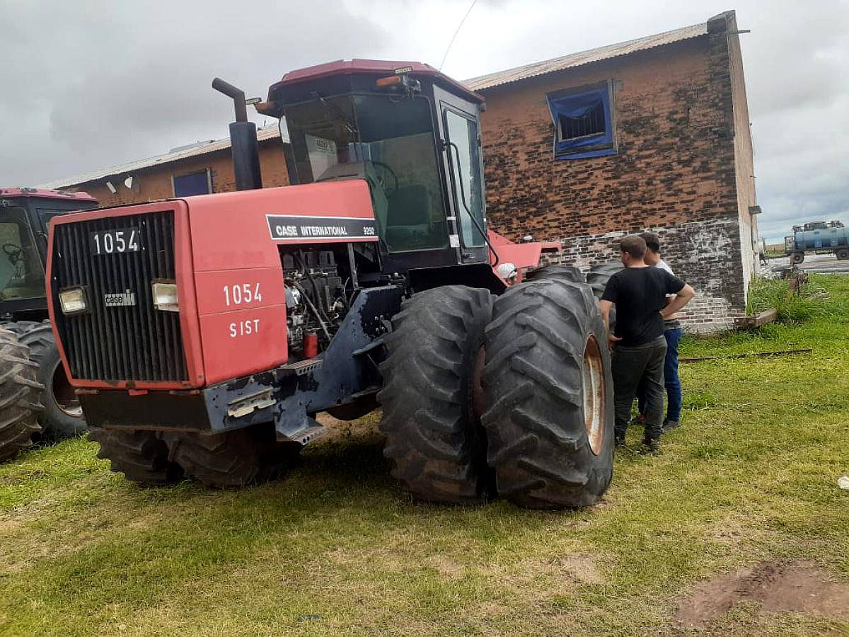 Tractor Case 9250 Articulado - Año: 1996 - u$s 80.000 - Agroads