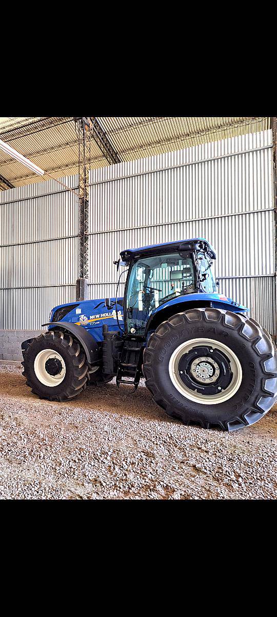 Tractor New Holland T7.245 - Año: 2023 - u$s 200.000 - Agroads