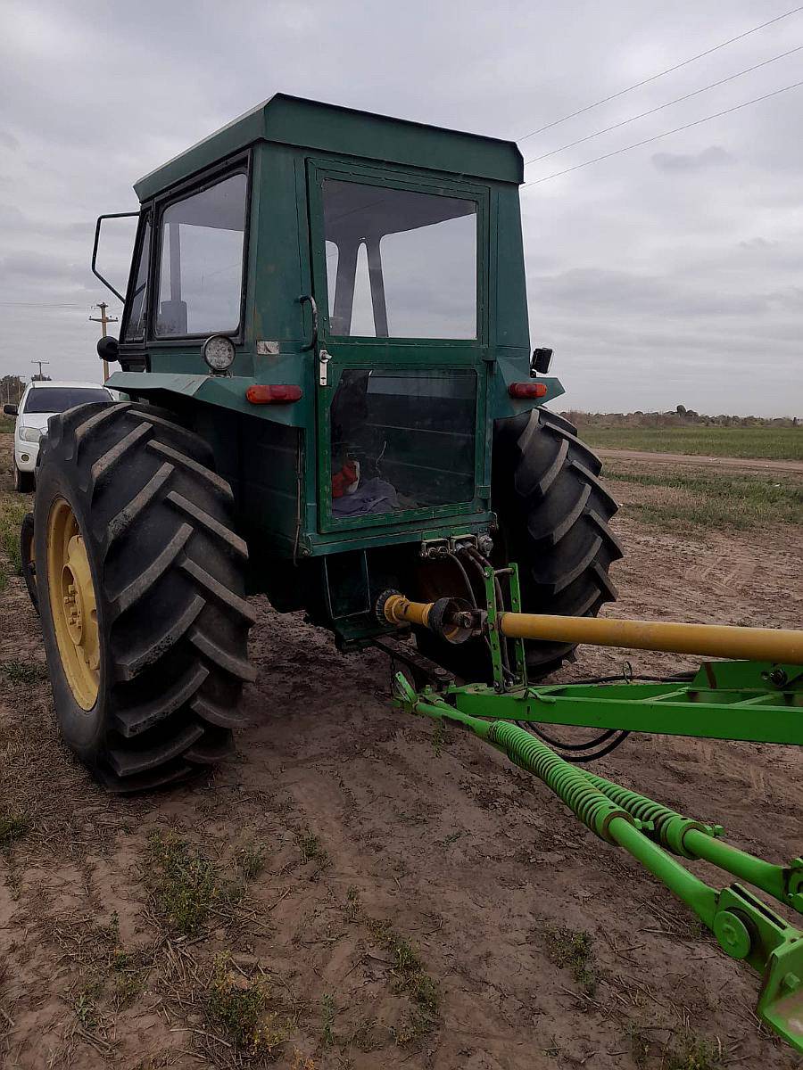 Tractor John Deere 2730 Cabinado - Año: 1980 - u$s 19.530 - Agroads