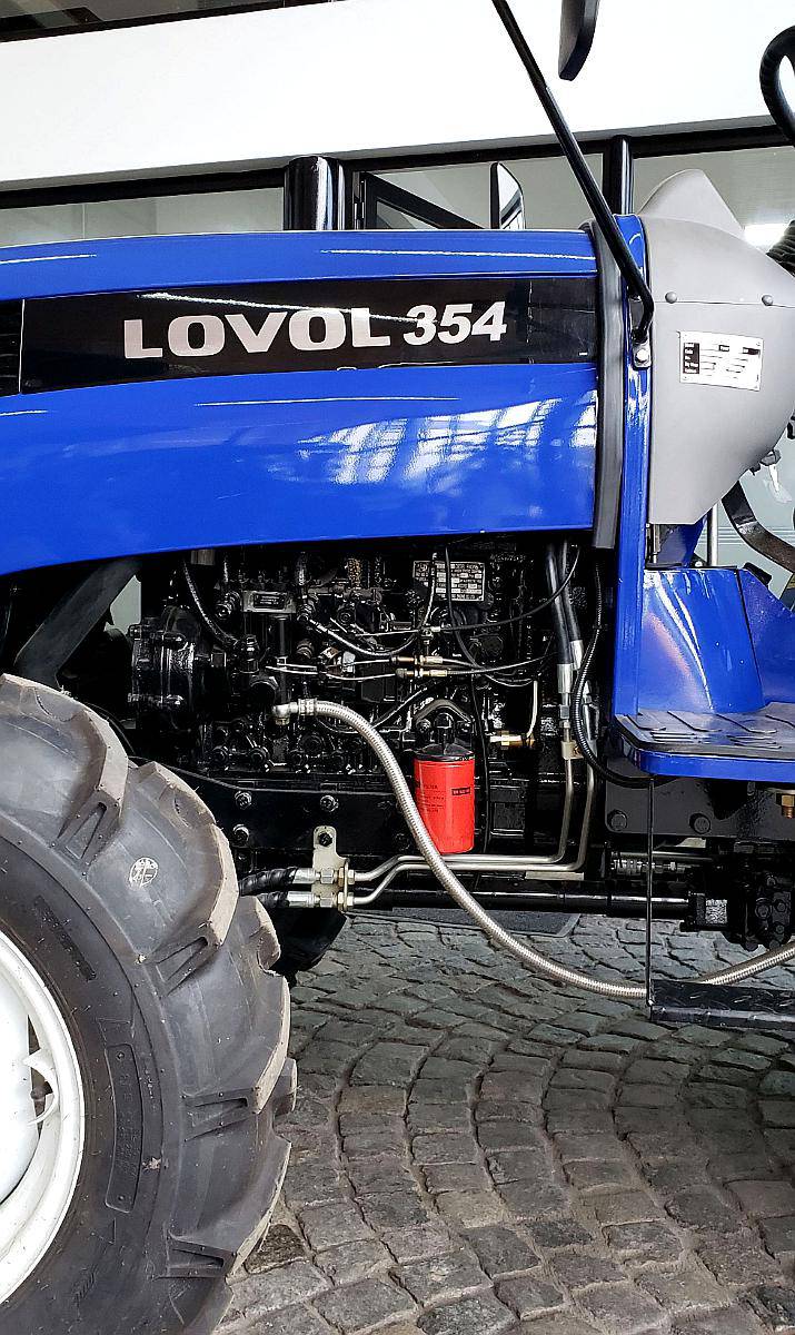 Tractor Lovol TE354 35hp Mecanico Tres Puntos 4X4 - Agroads