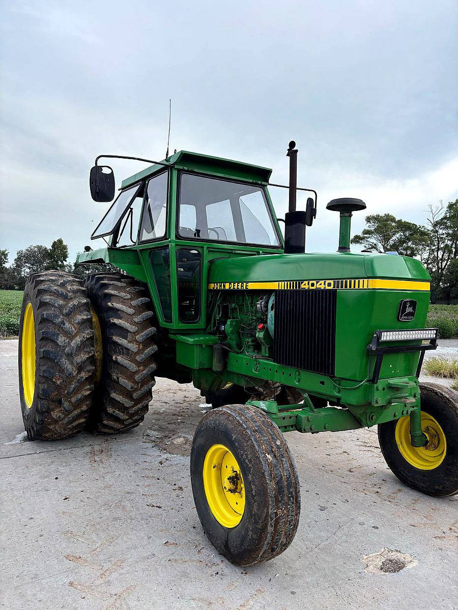 John Deere 4040 año 1986 - Año: 1986 - $ 35.000 - Agroads