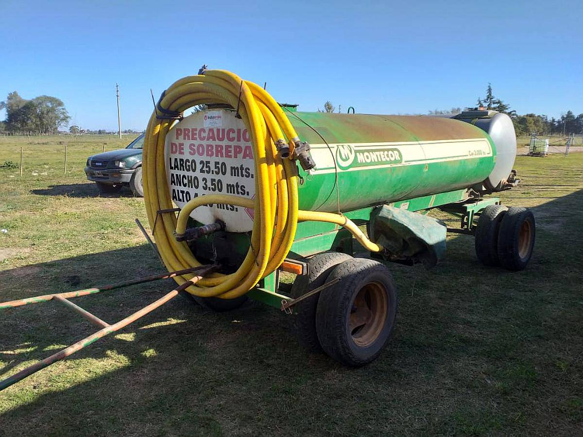 Acoplado Tanque Montecor Combinado 3000 Lts. con Gomas - Agroads