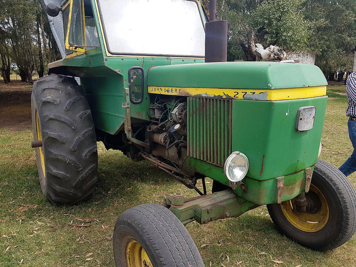 Tractor John Deere 2730 con 3 Puntos - Agroads