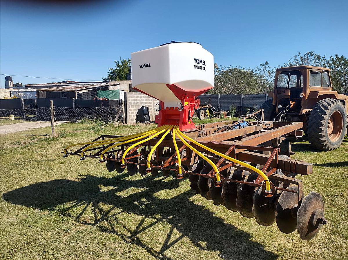Sembradora Yomel Spin Pasturas y Todo Tipo de Semillas - Agroads