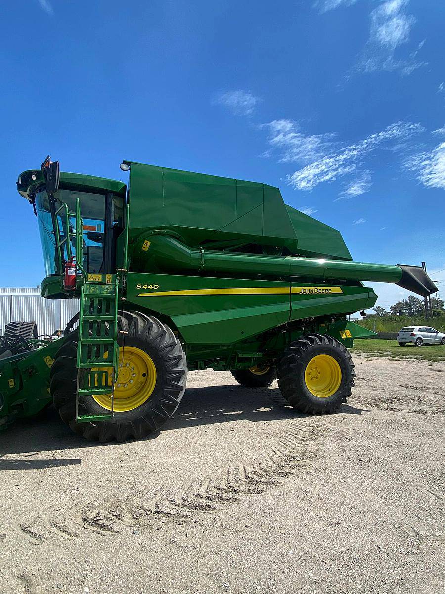 Cosechadora John Deere S440 año 2020 - Año: 2020 - Agroads
