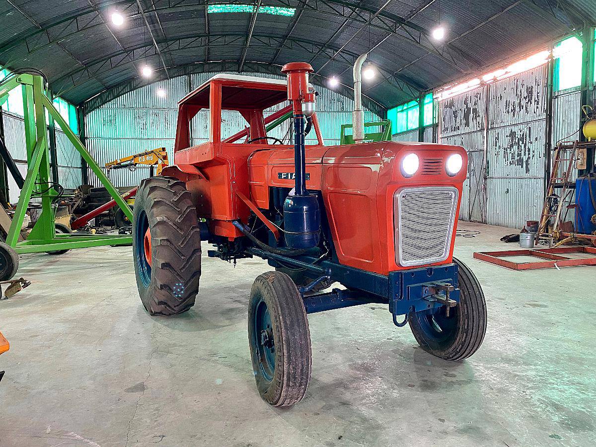 Tractor Fiat 650 con Levante Hidráulico - Año: 1977 - Agroads