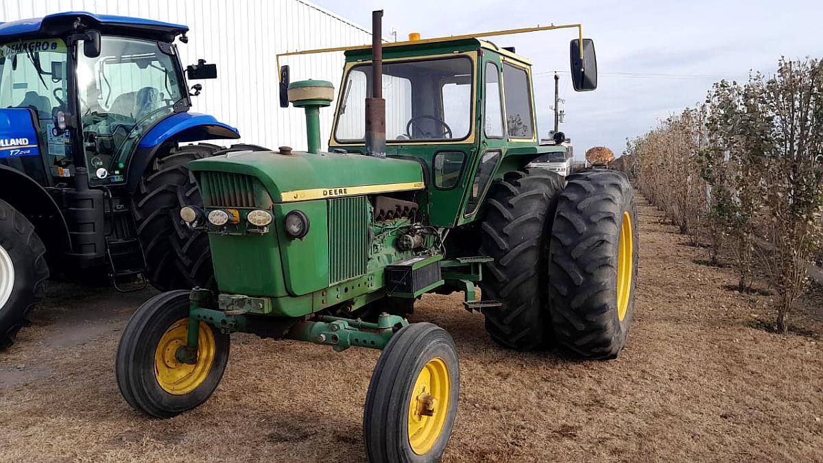 Tractor John Deere 4420 Traccion Simple, con Duales, TDF - Agroads