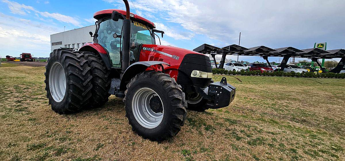 Tractor Case IH Puma 225, Dual con Piloto. Año: 2014 - Agroads