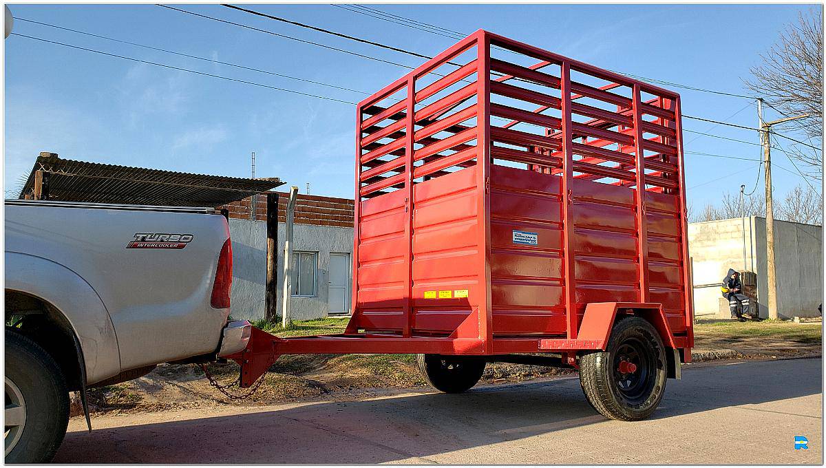 Acoplado Trailer Jaula para Hacienda. UN Eje - Año: 2020 - Agroads