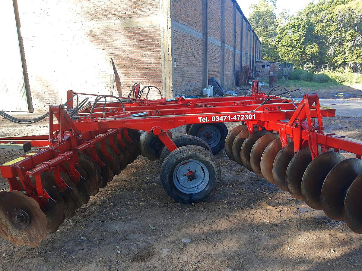 Rastra de 44 Discos con Alas muy Poco USO - Año: 2020 - Agroads