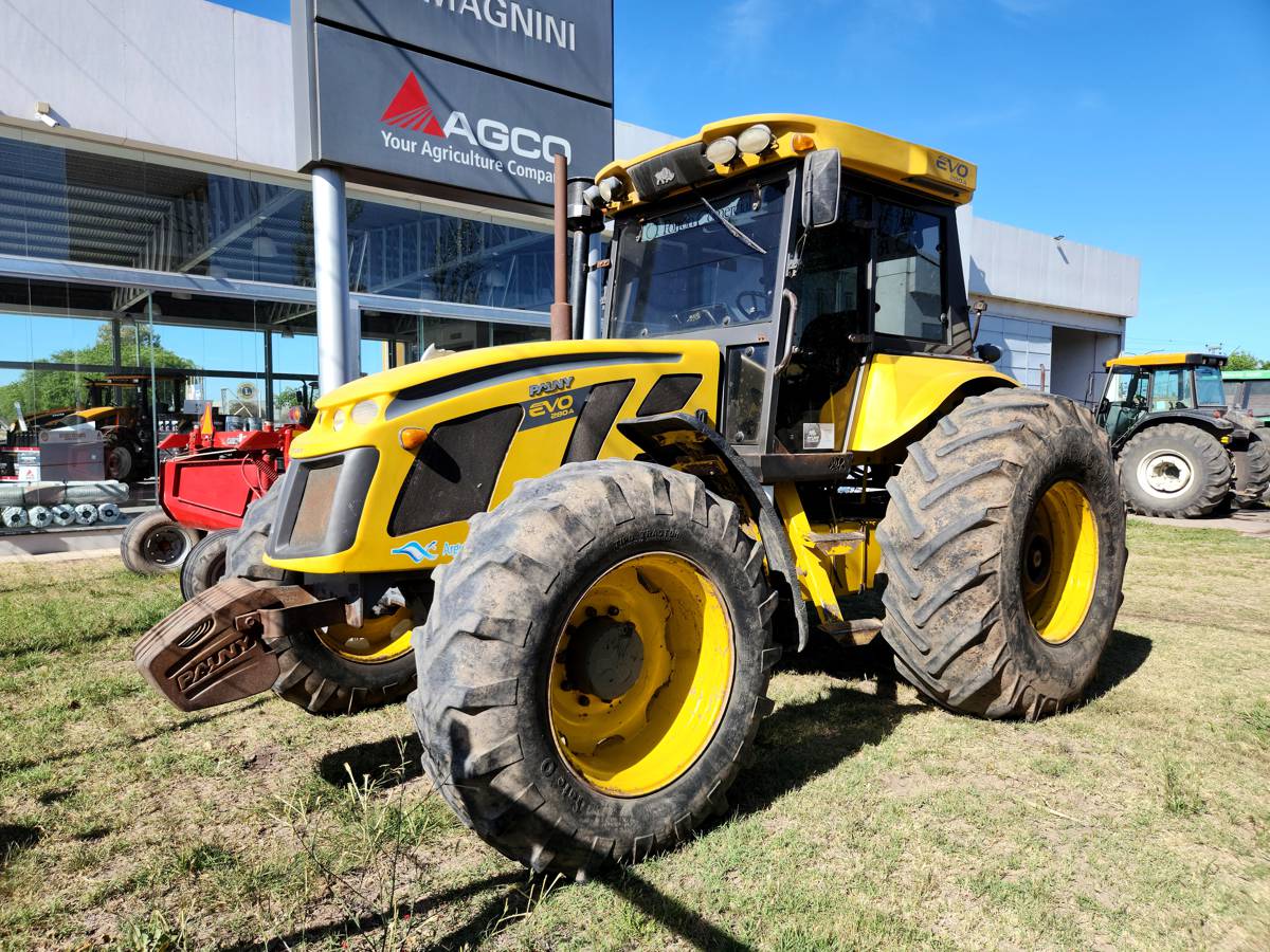 Tractor Pauny EVO 280 con Cabina - Año: 2010 - u$s 75.000 - Agroads