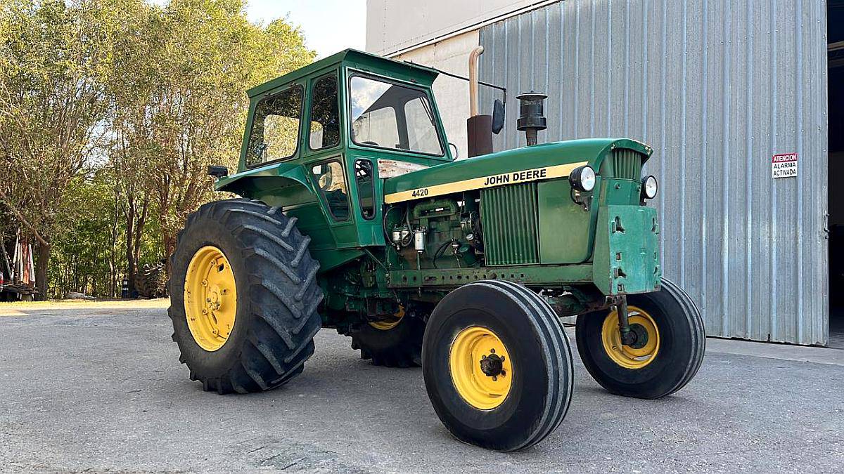 Tractor John Deere 4420 - Año: 1977 - Agroads
