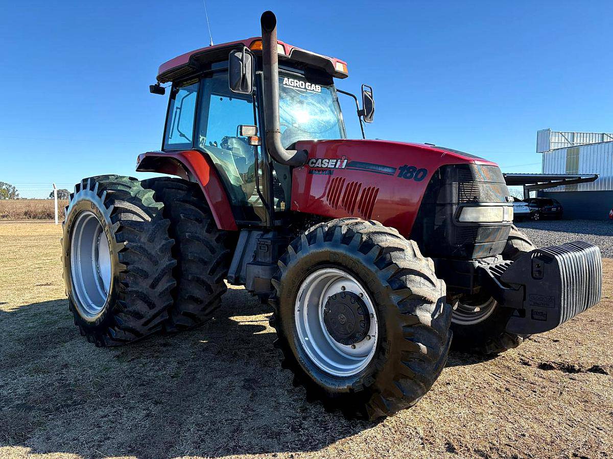 Tractor Case Maxxum 180 - año 2008 - Usado. - Año: 2008 - Agroads
