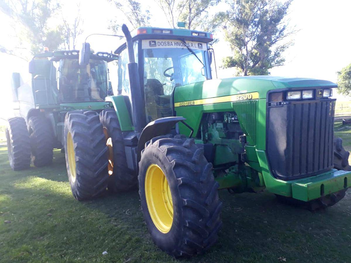 John Deere 8200 4X4 Origen USA Full Powershift - Año: 1998 - Agroads