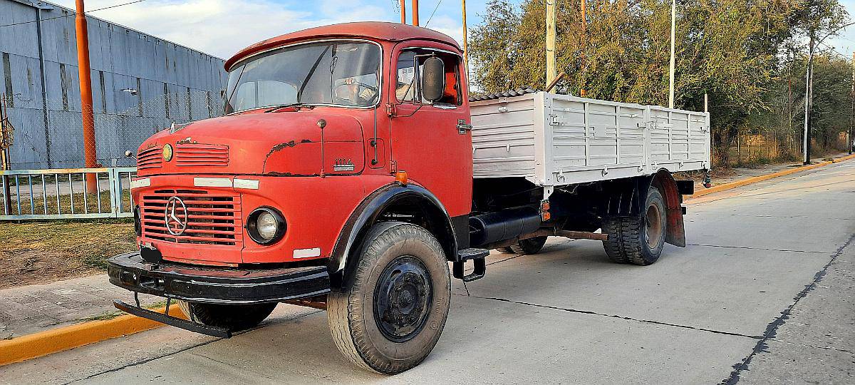 Camión Mercedes Benz 1114 - Año: 1973 - $ 3.000.000 - Agroads