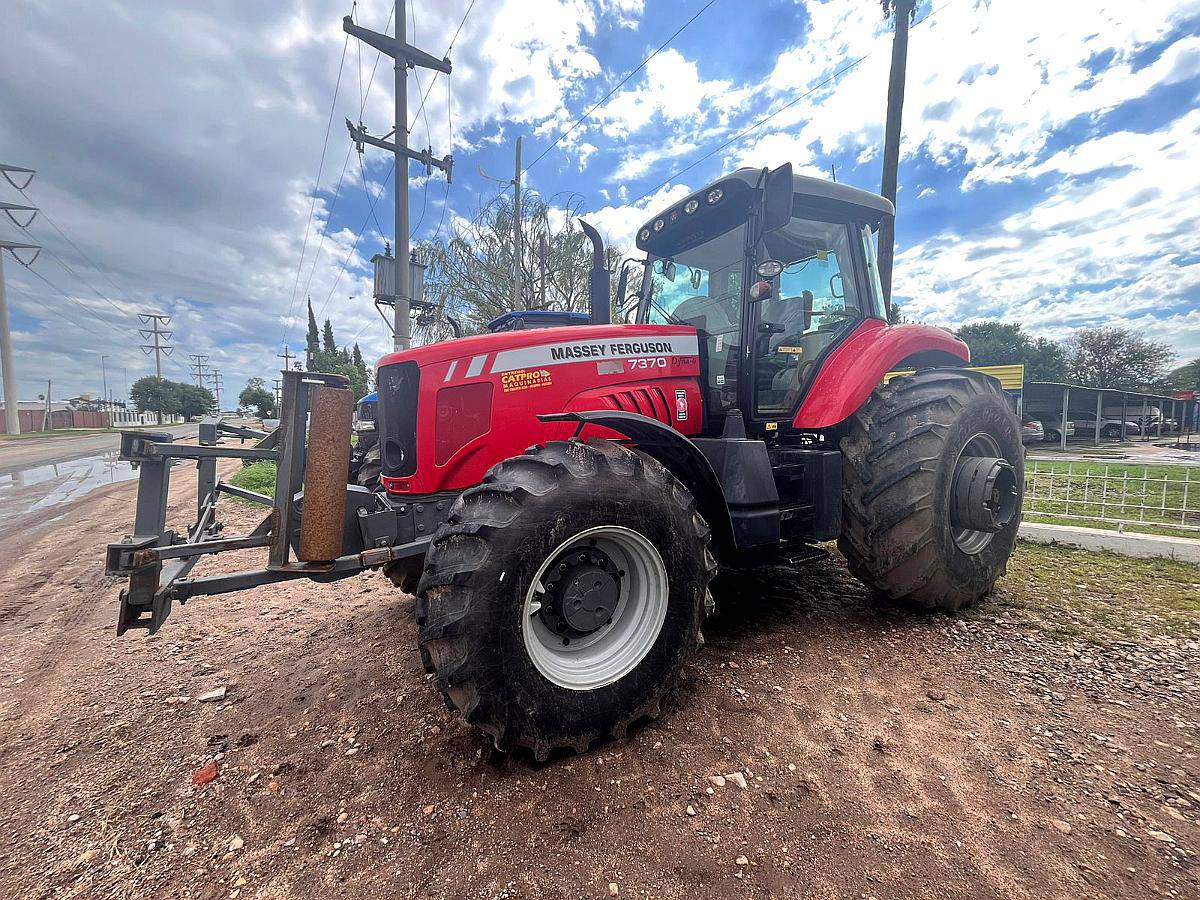 Tractor MF 7370 año 2018 - Año: 2018 - Agroads
