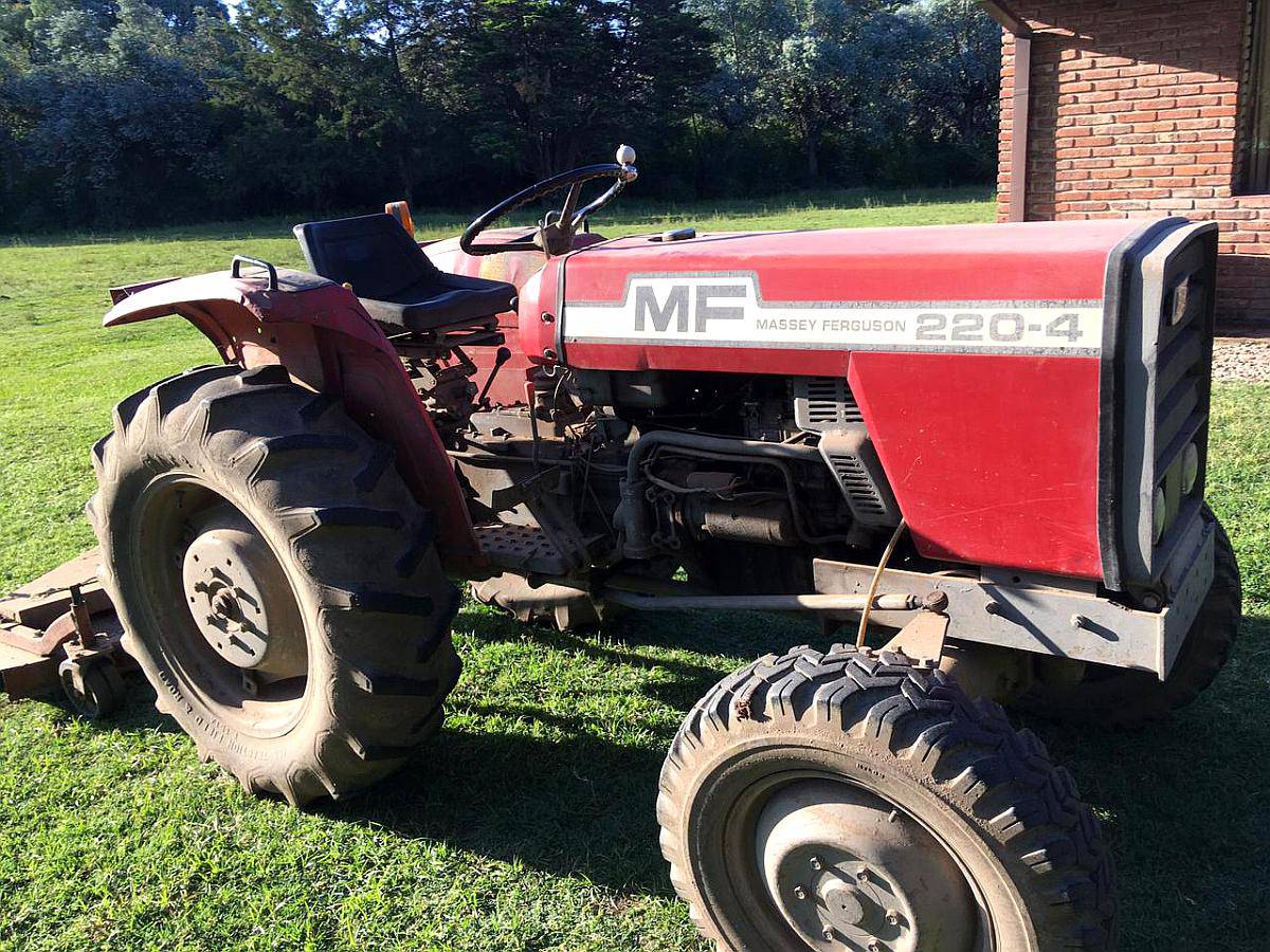 Massey Ferguson 220-4 Tres Puntos 4X4 Unico Duenio - Agroads