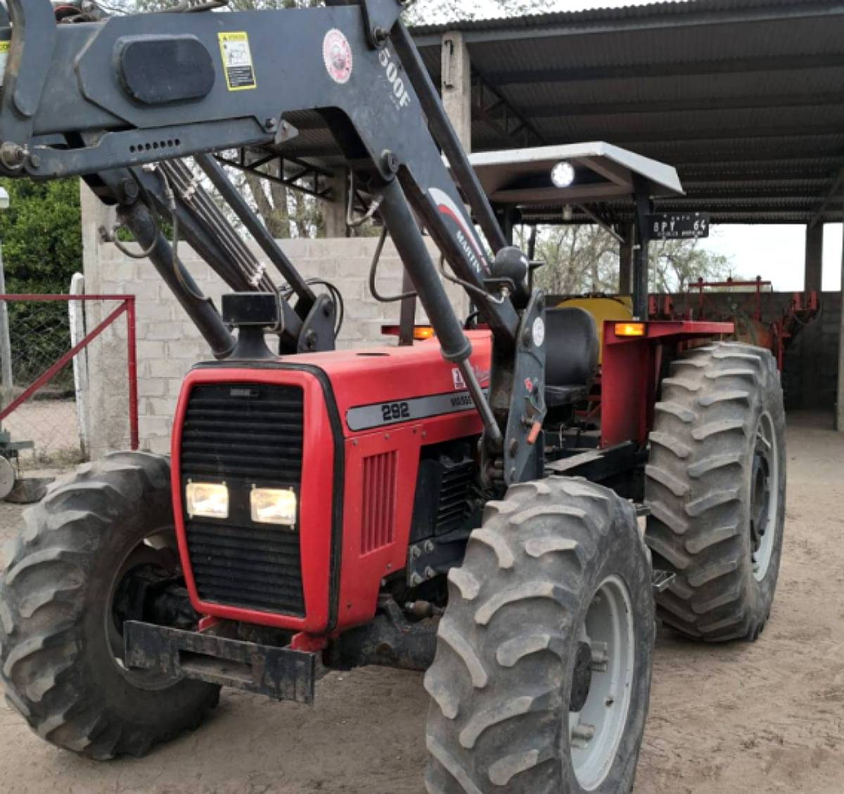 Tractor Massey Ferguson 292 - año 2006 - con Pala - Agroads