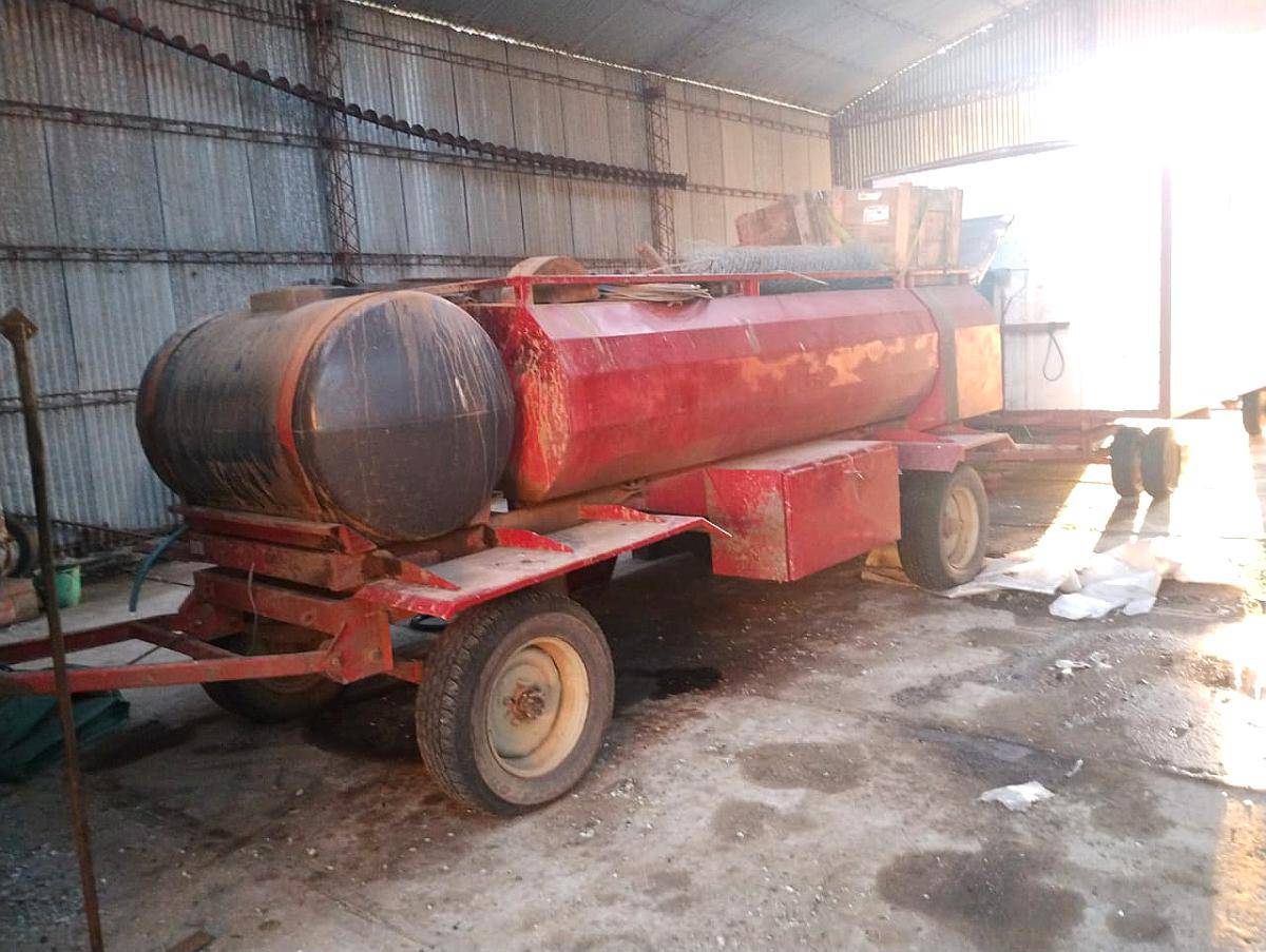 Belén Combinado 3000 Lts con Bomba - Año: 2010 - Agroads