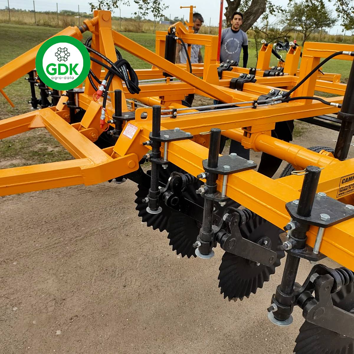 Descompactador de Suelos-campra-timones 4 - - Año: 2022 - Agroads