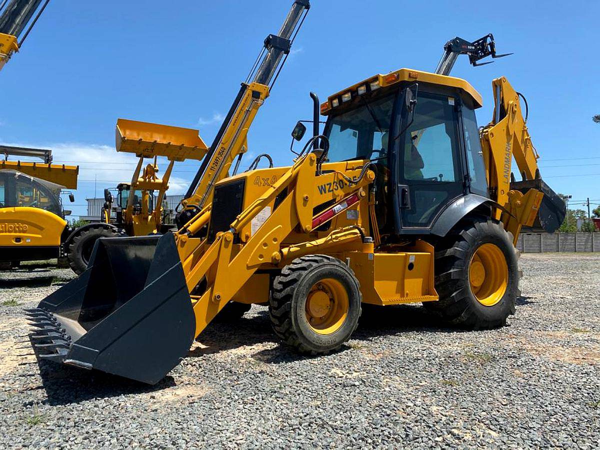 Pala Retro Excavadora - Landmark - Motor Cummins 100hp - Agroads