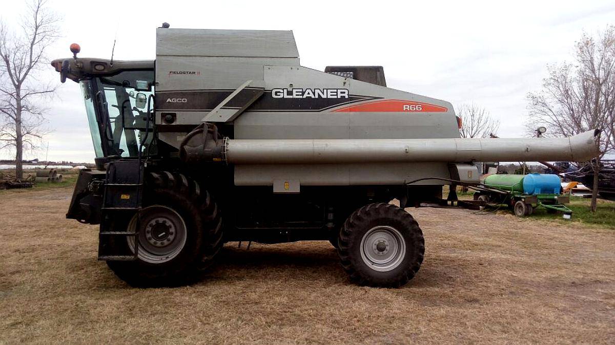 Exelente Cosechadora Axial Gleaner R66 - Año: 2010 - Agroads