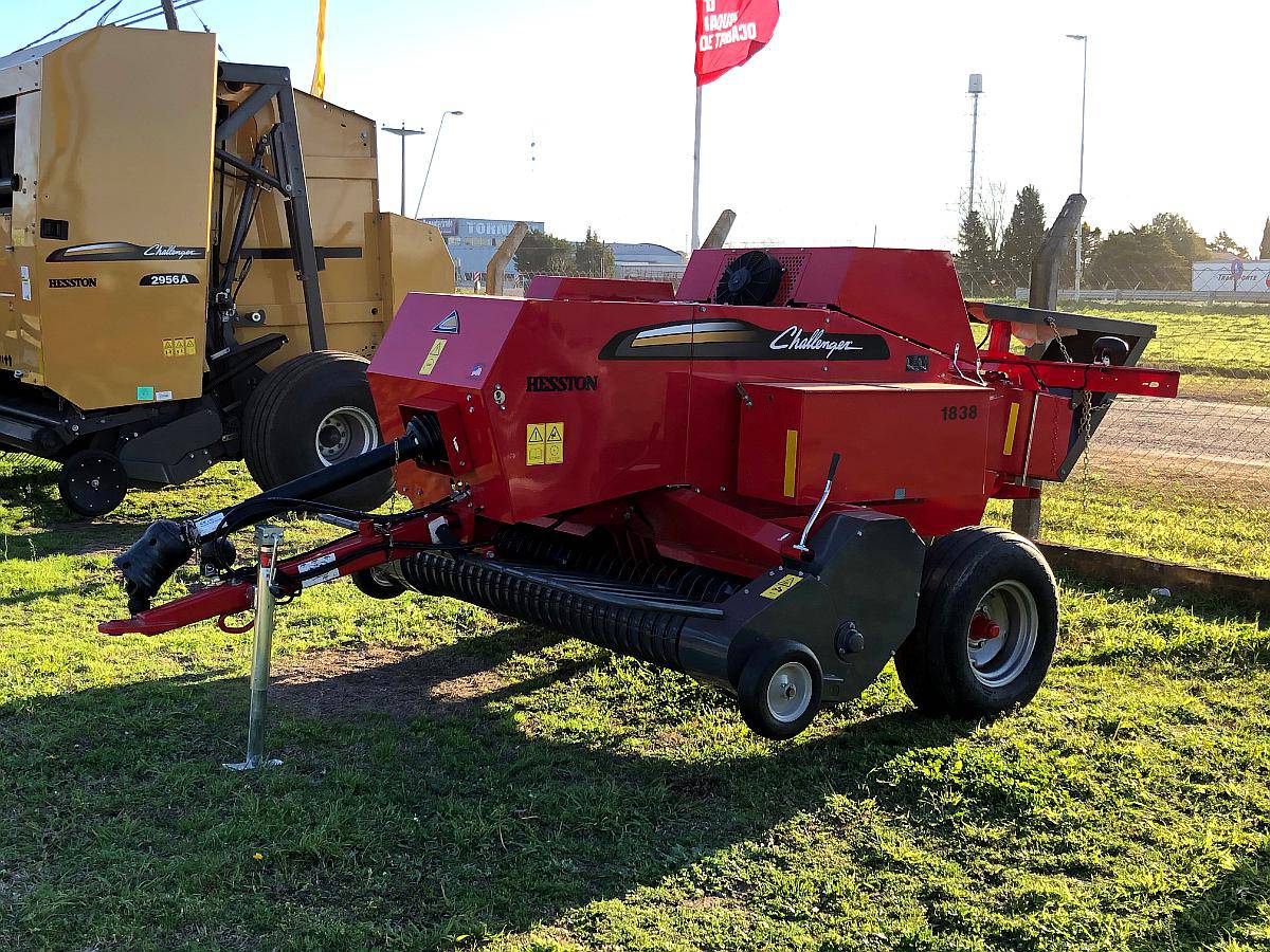 Enfardadora Prismática - Valtra Challenger 1838 - Disponible - Agroads