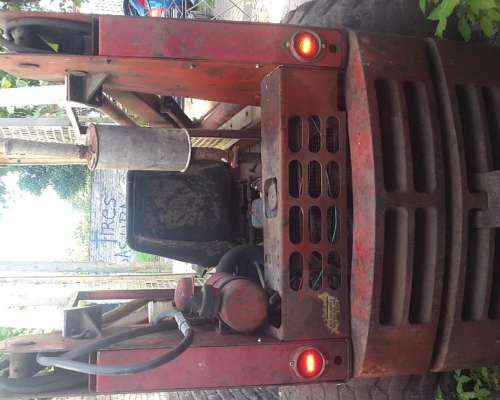 Mi,icargadora Gehl 4600 Mod 83 - Año: 1982 - u$s 6.500 - Agroads