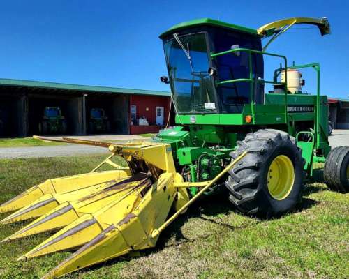 1990 John Deere 5830 Cosechadora de Forraje - Año: 1990 - Agroads