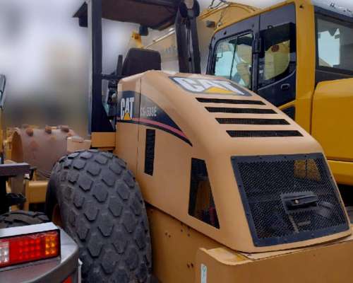 Rodillo Vibrocompactador Caterpillar 533 - Año: 2006 - Agroads