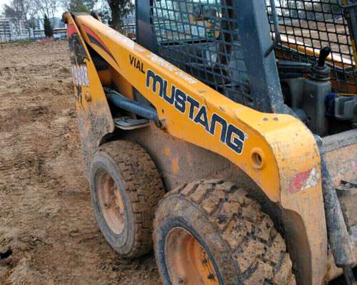 Minicargadora Mustang 1900r de 70hp. - Año: 2014 - Agroads