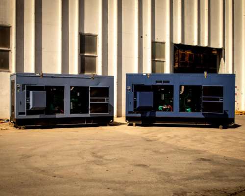 Grupo Electrogeno Cummins Cabinado Diesel 42kva - Agroads