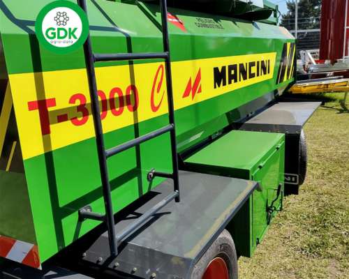 Acoplados Tanque C/ Baulera Combinado Mancini 3000lt T30-c - Agroads