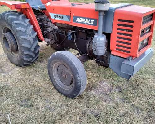 Tractor Agrale 4300 -excelente- - Año: 2002 - u$s 7.900 - Agroads