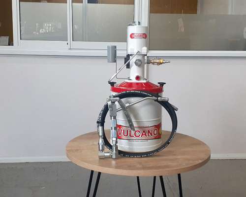 Grasera Neumatica Vulcano de 6 KG. - Agroads (cod: 893579)