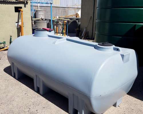 Tanque Horizontal 3750 Lts con Rompeolas Incluido - Agroads