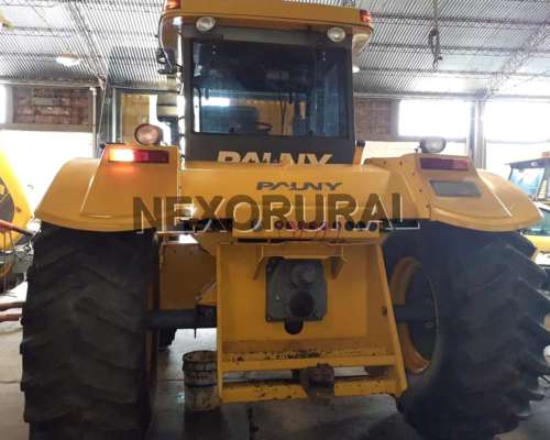 Pauny P-trac, 180, 2014, 180 HP, 4000 Horas. Centro Cerrado - Agroads