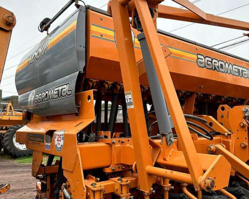 Agrometal MXY 2 33a21 con Placas - Agroads