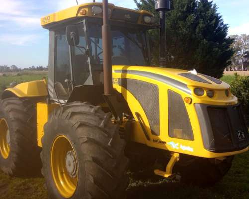 Pauny P-trac 180 23,130 CC - Año: 2014 - u$s 62.380 - Agroads