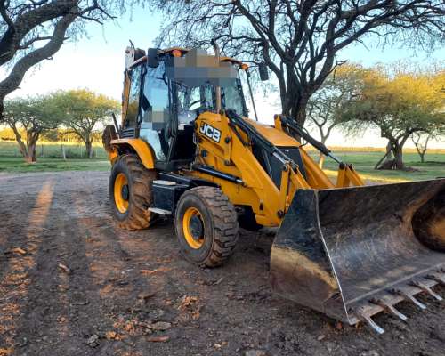 Retro Pala JCB 3cx 2022 con 600 Horas 4X4 Extensible - Agroads