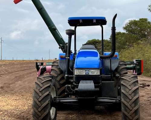 Tractor NH TS 120 HP 2007 - Tres Puntos - DT - Año: 2007 - Agroads