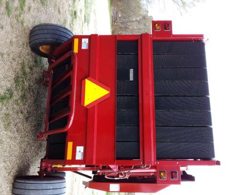 New Holland BR 780 - Año: 2005 - Agroads