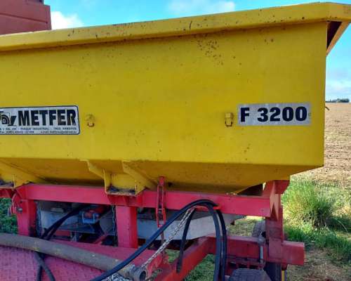 Fertilizadora Metfer 3200 Lts - Agroads