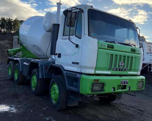 Astra 8X4 con Trompo Cifa - Año: 2000 - $ 8.500.000 - Agroads
