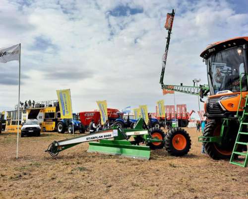 Starplan 5000 y 3000 Stara Palas Niveladoras - Año: 2021 - Agroads