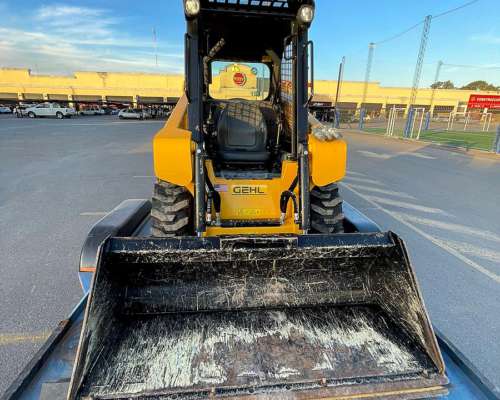 Minicargadora Gehl R135. año 2022 - Año: 2022 - u$s 42.000 - Agroads
